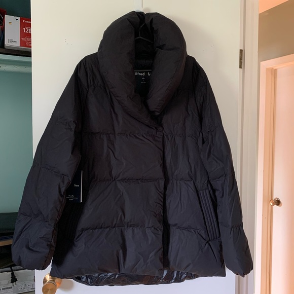 Aritzia | Jackets & Coats | Aritzia Alta Puffer | Poshmark